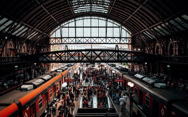 Sciopero dei treni il 7 e 8 luglio 2025: disagi in tutta Italia per uno ...