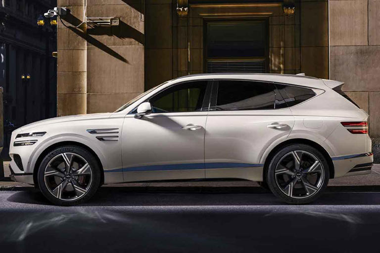 “아빠들 현실 드림카” BMW X5, GV80과 비교불가인 이유