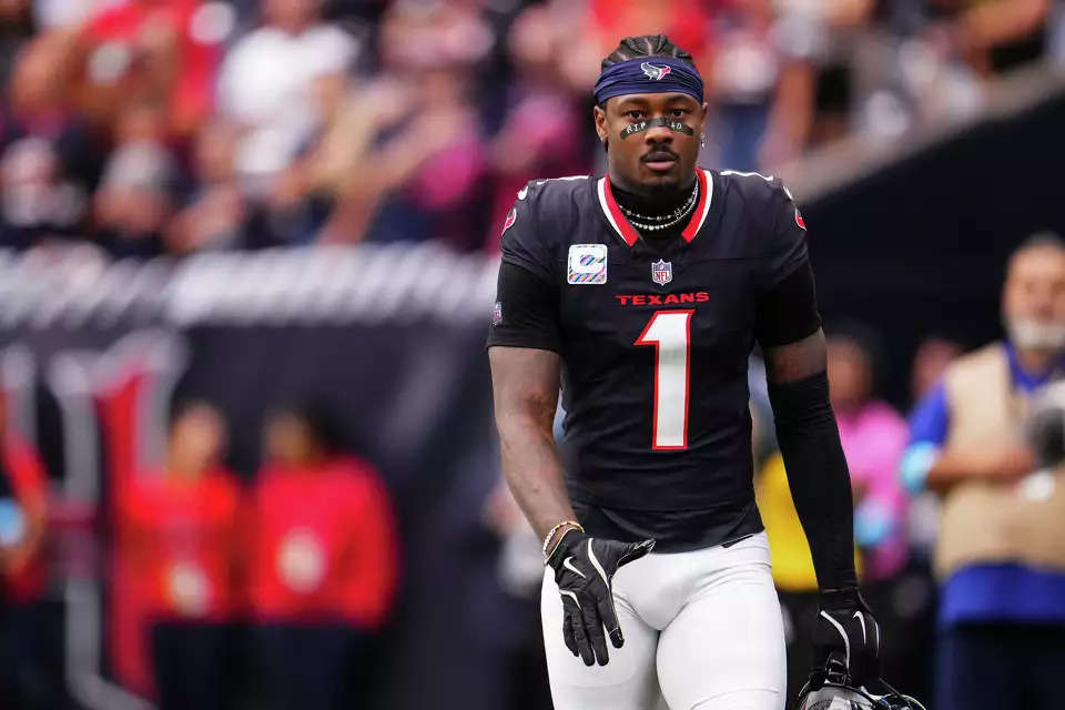 Texans wide receiver Stefon Diggs files lawsuit against reality TV star ...