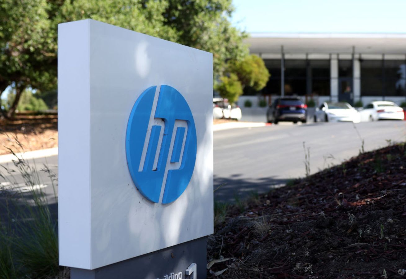 HP Stock Slips As Weak PC, Printing Sales Weigh On Q1: Retail Stays ...