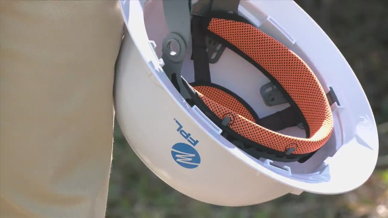 FPL storm hardening project replaces wood poles with concrete