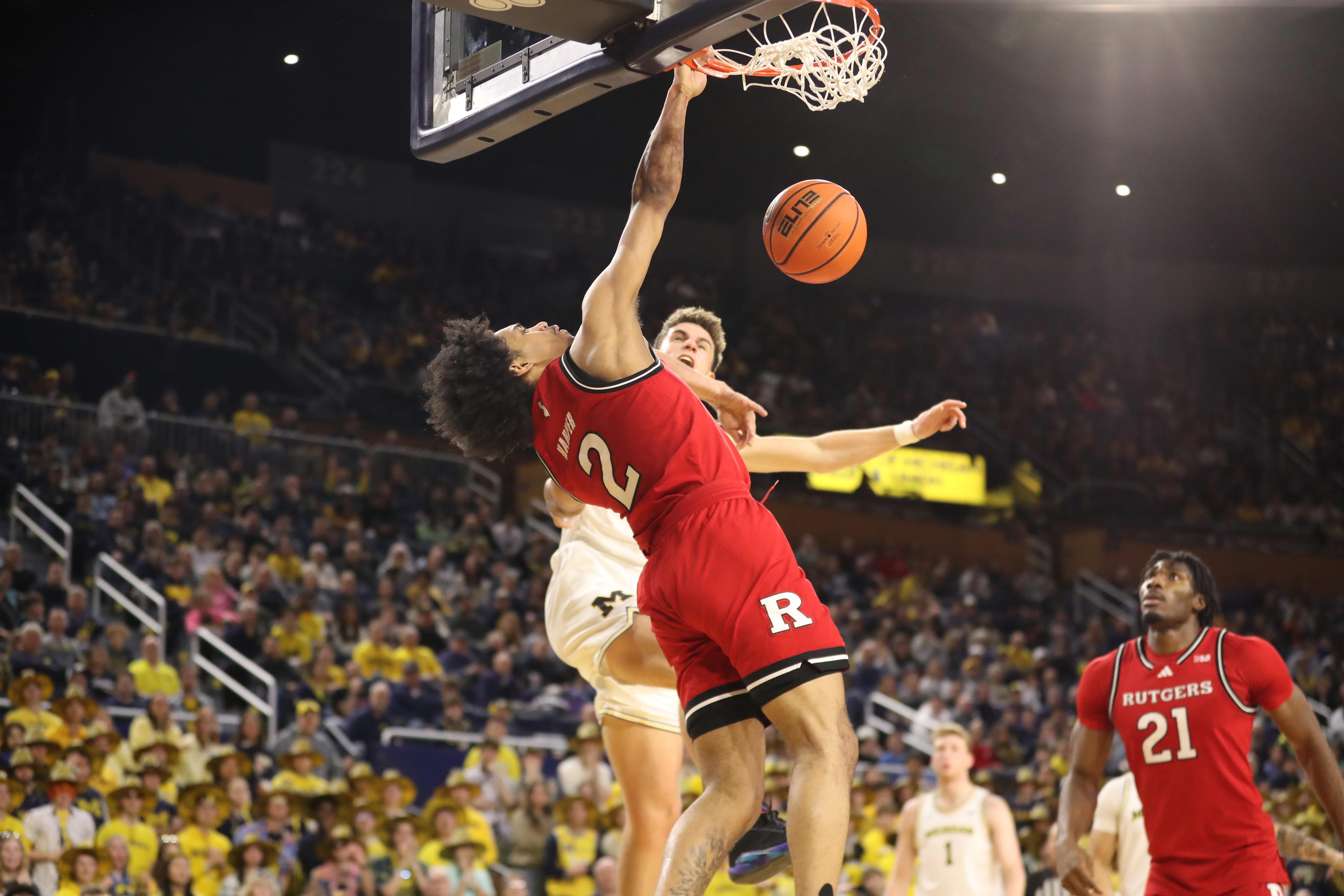 Rutgers basketball drops heartbreaker on Michigan buzzer-beater
