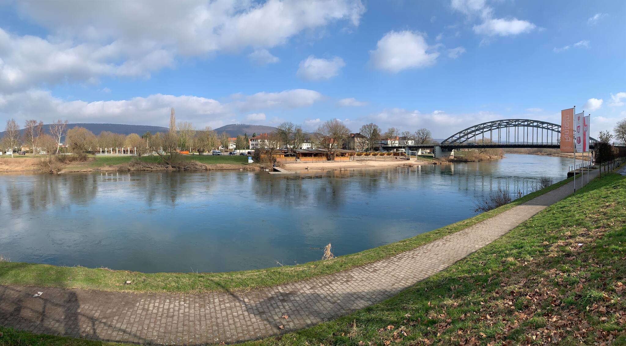 Hochwasser bei Rinteln? Das ist der aktuelle Pegel der Weser am 05.03.2025