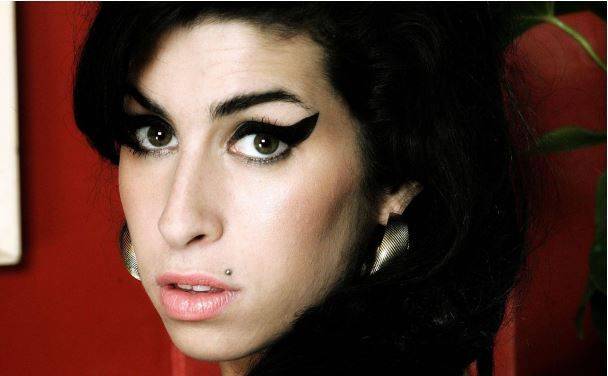 Do wrestling a Harry Potter: o que lia Amy Winehouse?