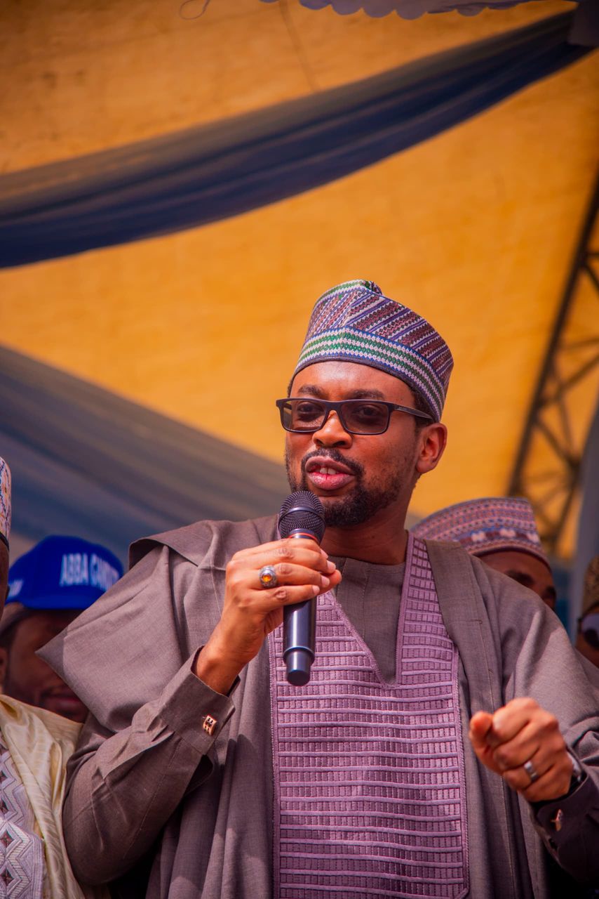 Ramadan: REA boss distributes rice to Kano constituents