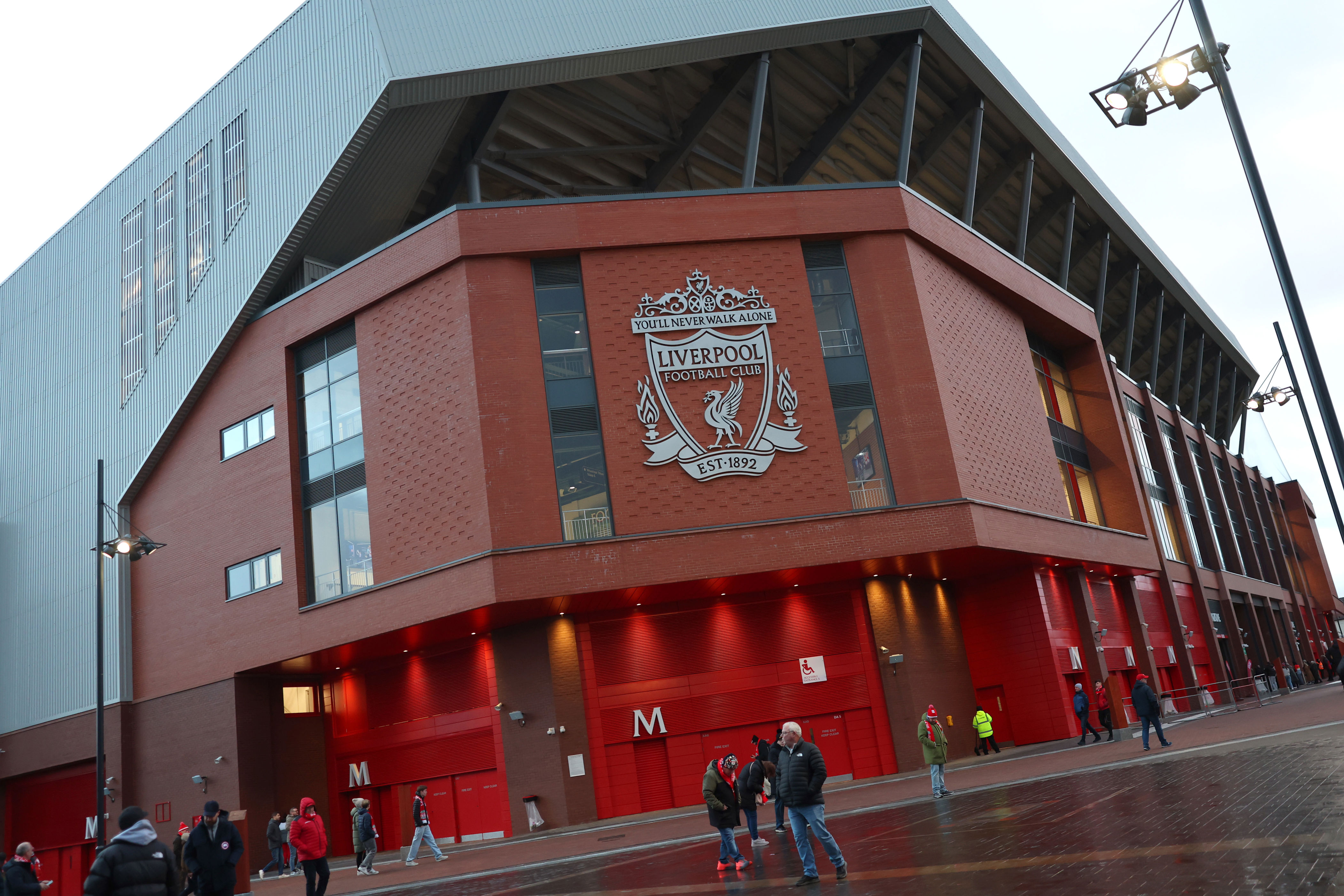 Liverpool set to seal 'super-talented' star after Man United and ...