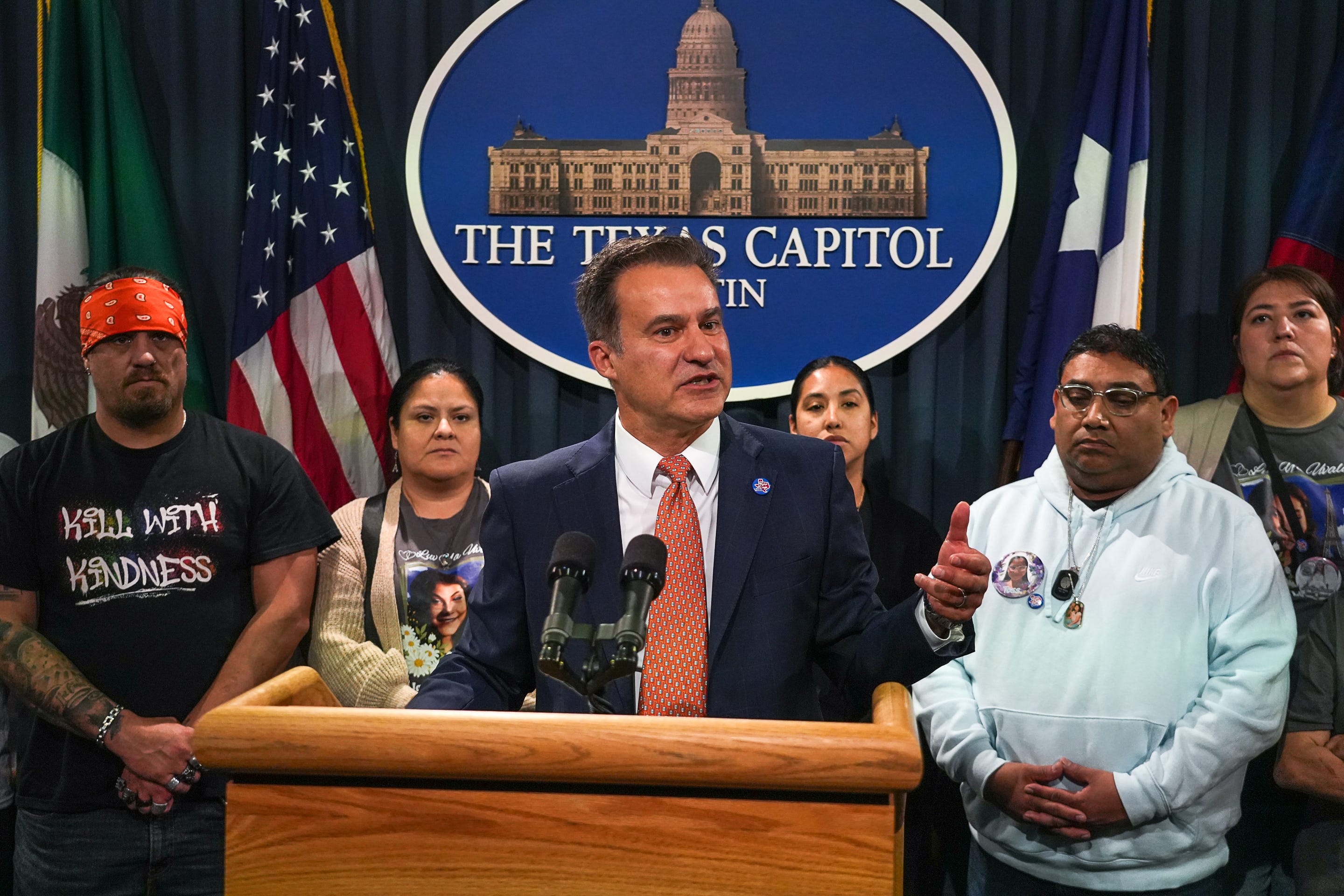 Uvalde parents, Texans for gun safety demand state raise minimum age ...