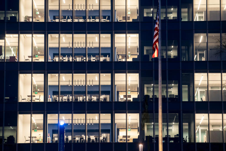 Live updates: House tees up vote on censuring Rep. Al Green for ...