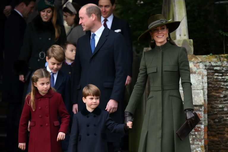 Kate Middleton to Break Royal Tradition: What Is the 'Blooding' Ritual ...
