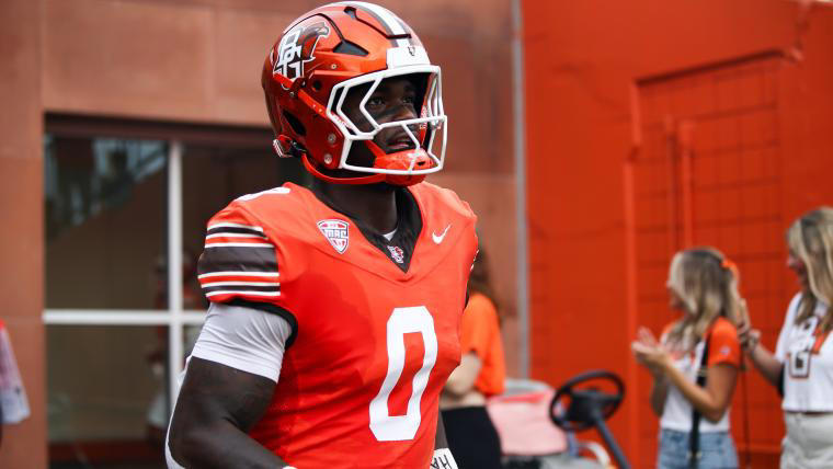 Who is Harold Fannin Jr.? Meet the record-setting Bowling Green TE ...