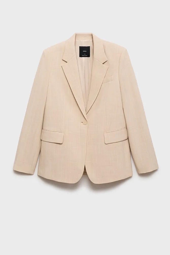 Minimalism in trend: 8 key garments to combine with accessories and put ...