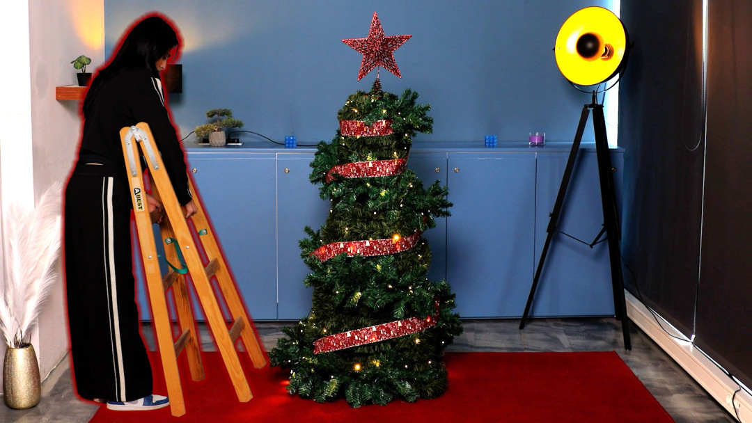Creative Ladder Christmas Tree Idea