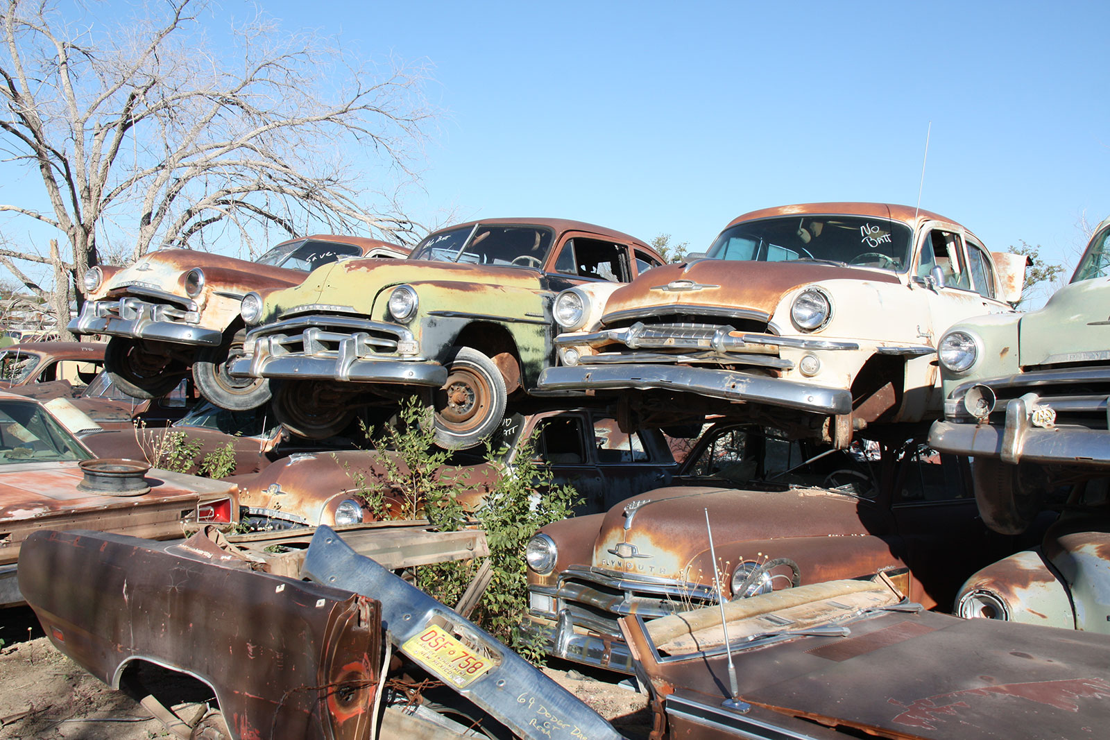 The Junkyard Discoveries of Roswell, New Mexico
