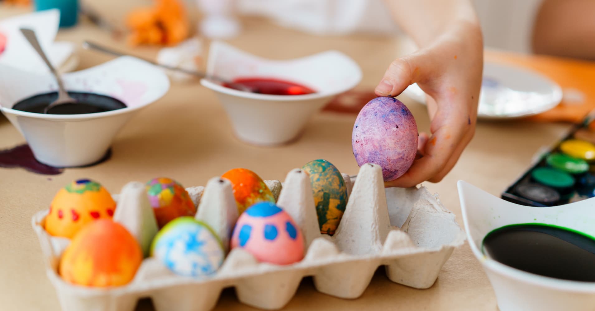 Egg prices are threatening a classic holiday tradition: Easter dye kits