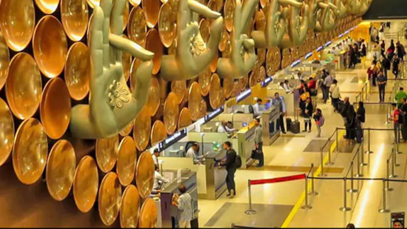Delhi Airport Charges: Flight tickets may become expensive, passenger ...