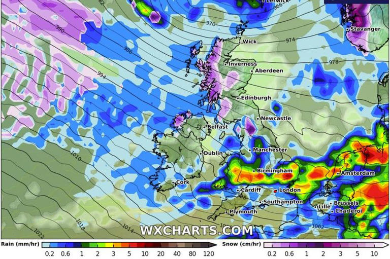 Date '1cm per hour' UK snow storm and torrential rain arrives missing one area