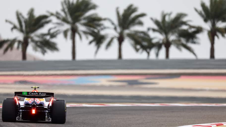 F1 Testing Day 3 Grinds To A Halt After Unusual Incident