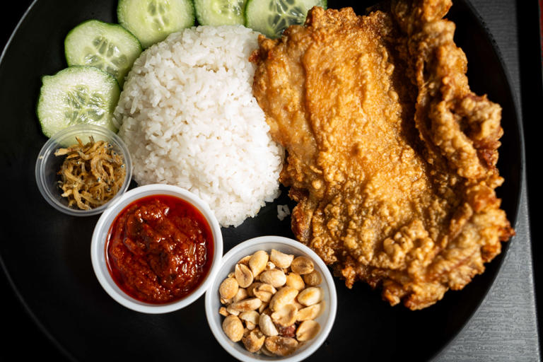 What to order at Hawker's Kitchen, the Singaporean restaurant serving ...