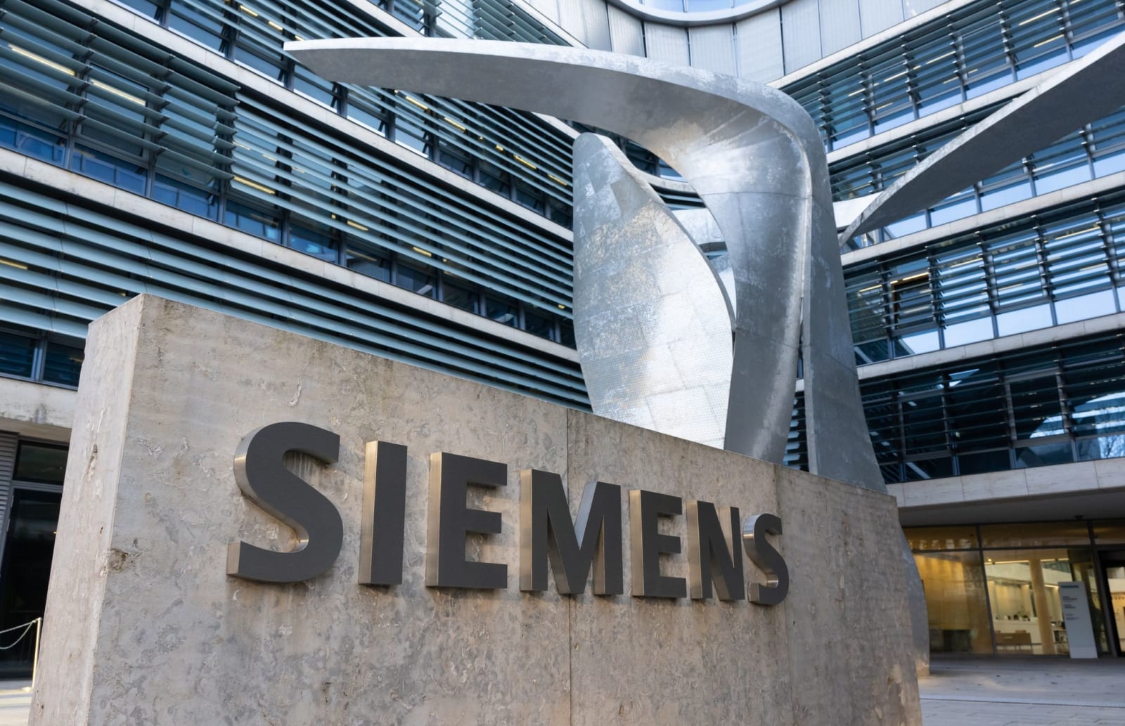 Siemens Energy to supply Rolls Royce to build small nuclear reactors