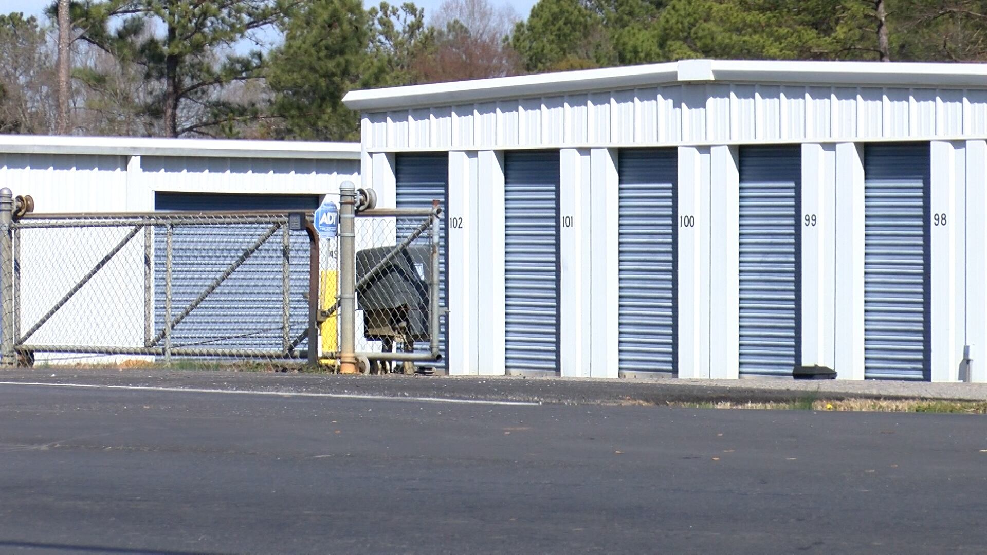 ‘Not a joke’: Expert says man locked in Monroe storage unit is clear ...