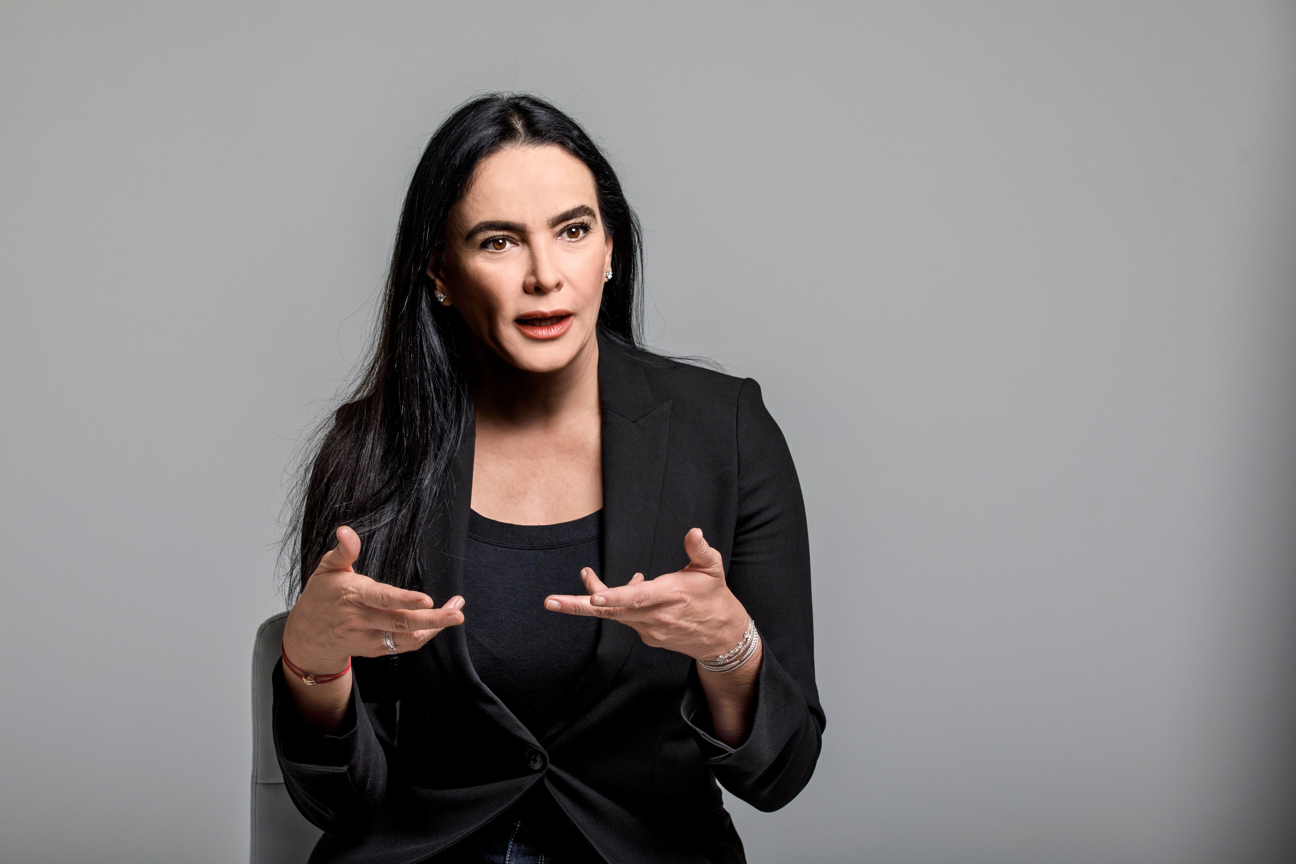 Luz María Zapata sale de la dirección ejecutiva de Asocapitales