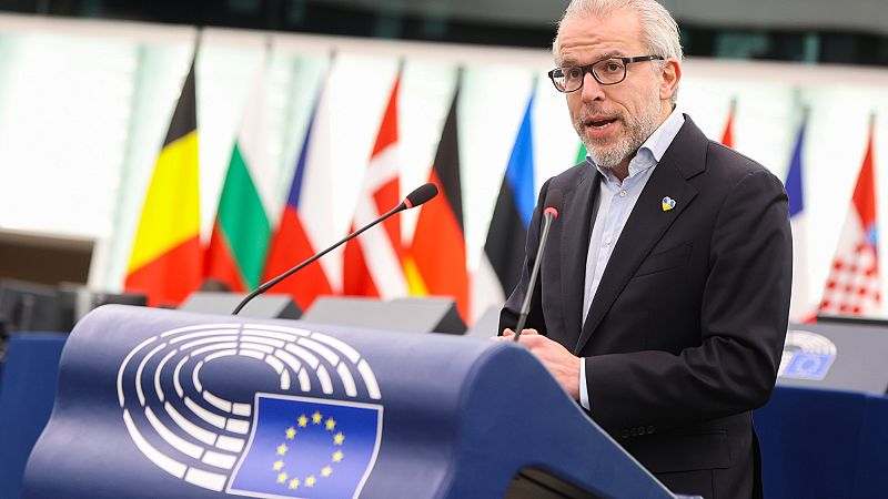 EU must be 'stronger, bolder, faster' on Ukraine minerals, key MEP says