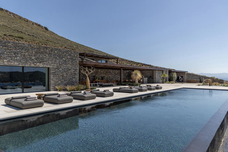 Gorgeous Luxury Villas We Want To Escape To ASAP
