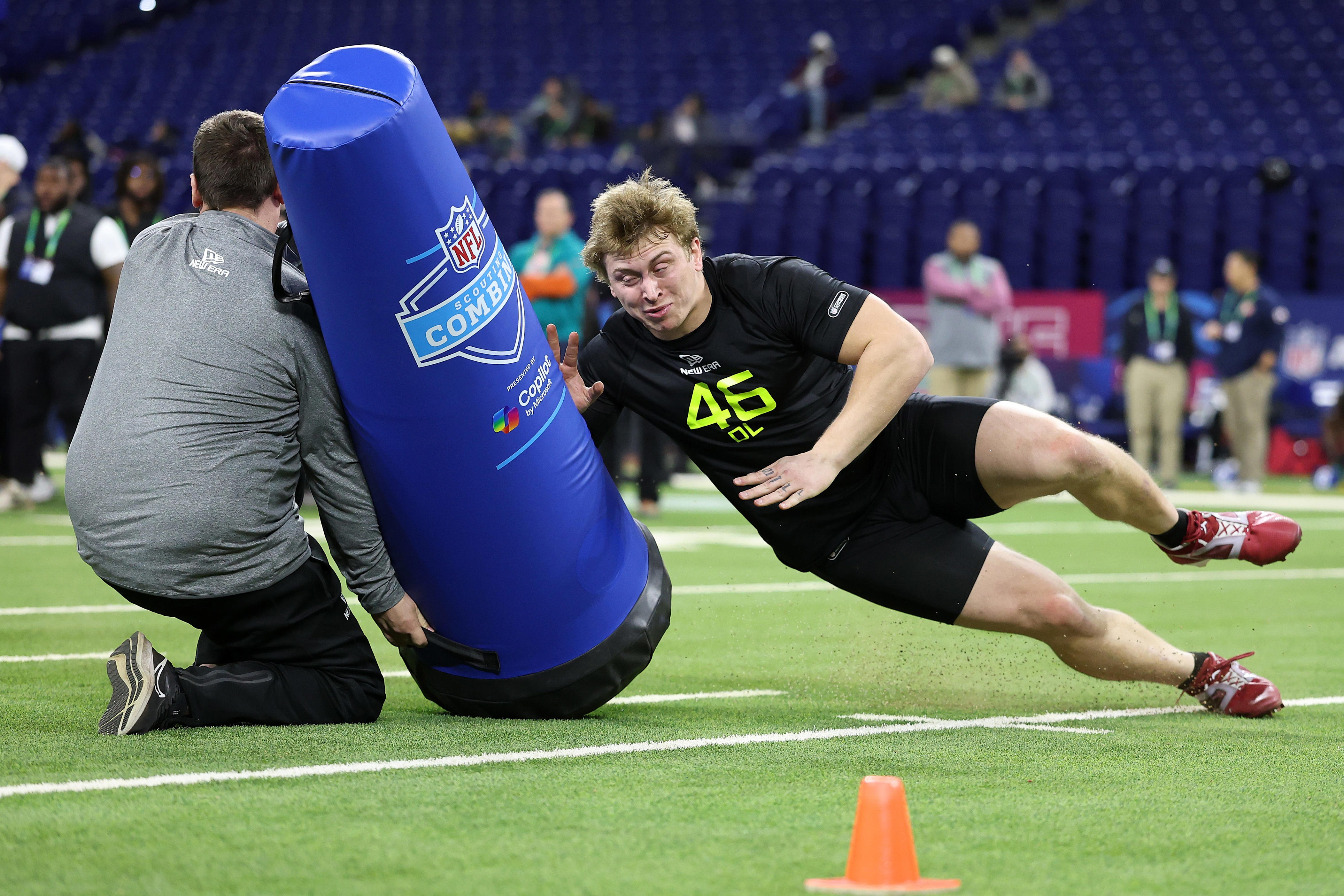 Why are NFL combine 2025 players slipping so much? Blame turf pellets.