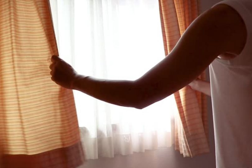 Close your curtains from 7.45pm in March to save money on your bills