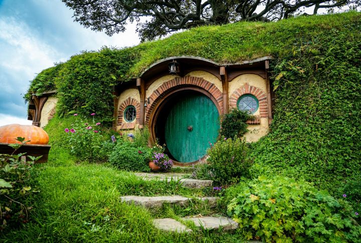 10 Real-Life Hobbit Homes That Feel Straight Out Of Tolkien's World