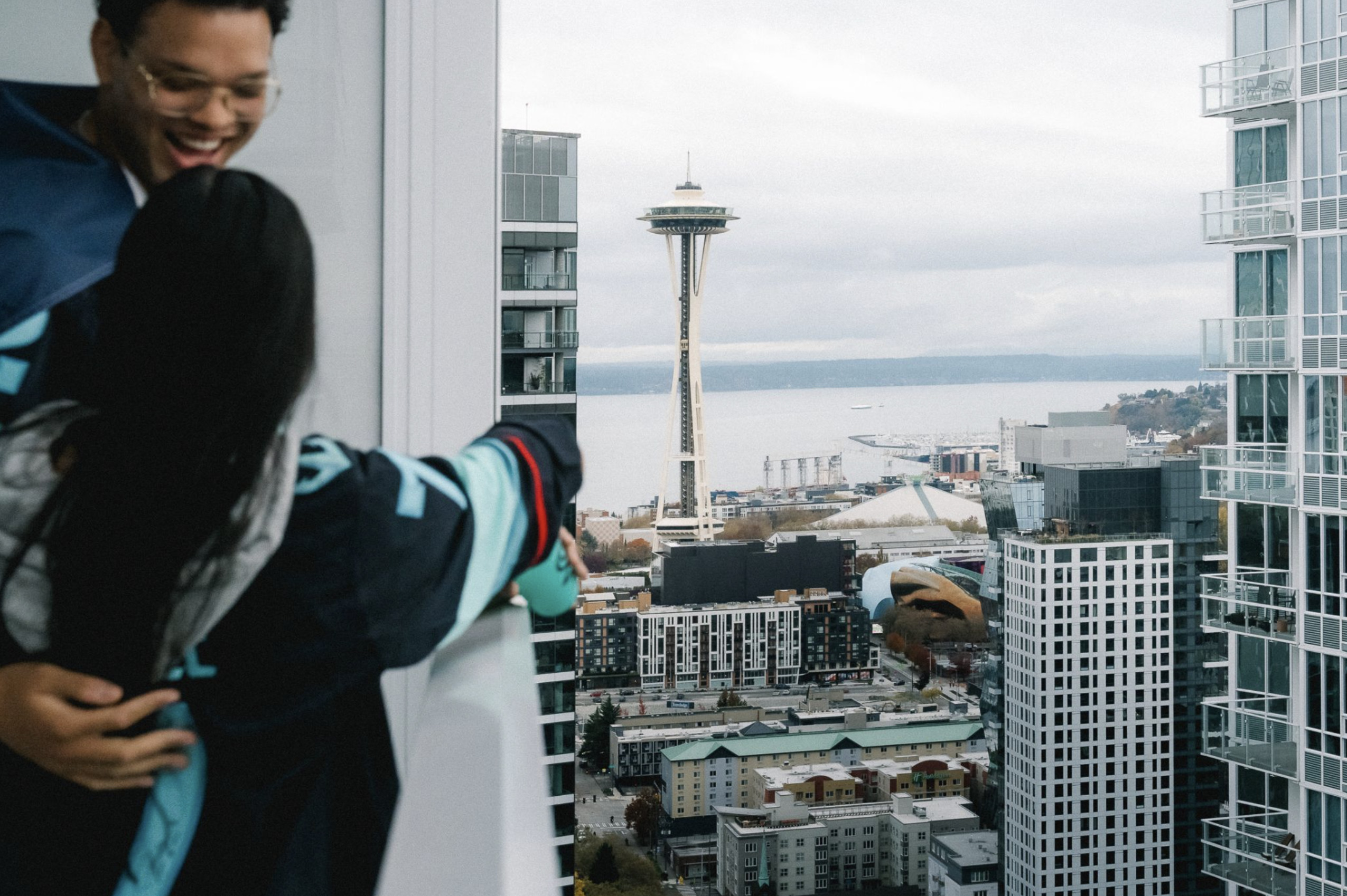 Level Hotel Seattle unveils first-ever Kraken fan suite for hockey lovers