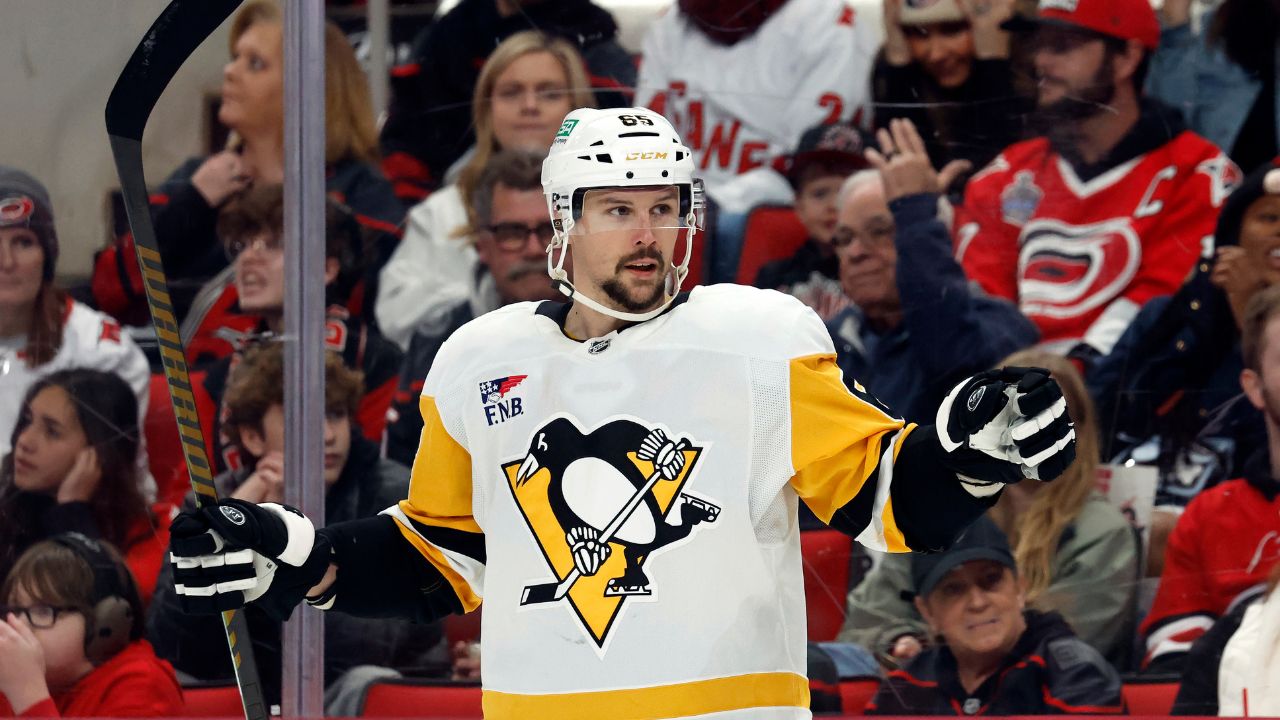 Penguins activate Erik Karlsson off injured reserve