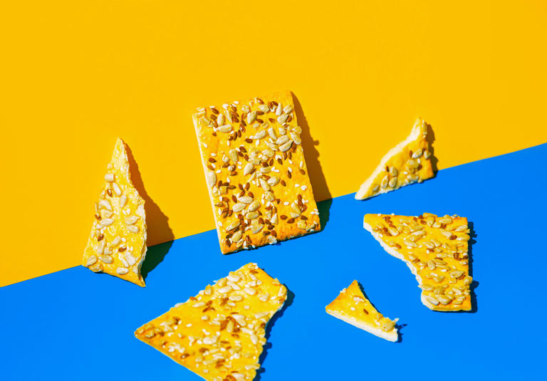 What are the healthiest crackers? The top 3 picks, according to dietitians