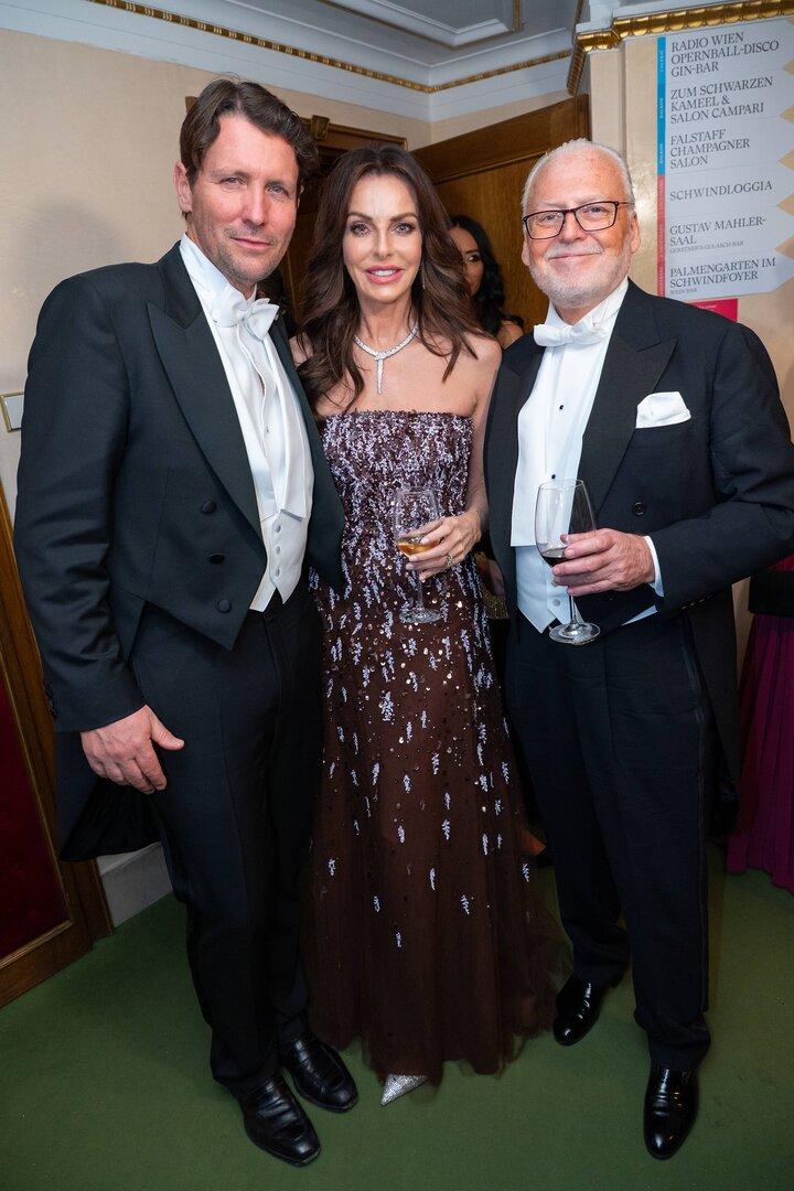 Politik und Wirtschaft am Opernball: Volle Logen, gute Stimmung