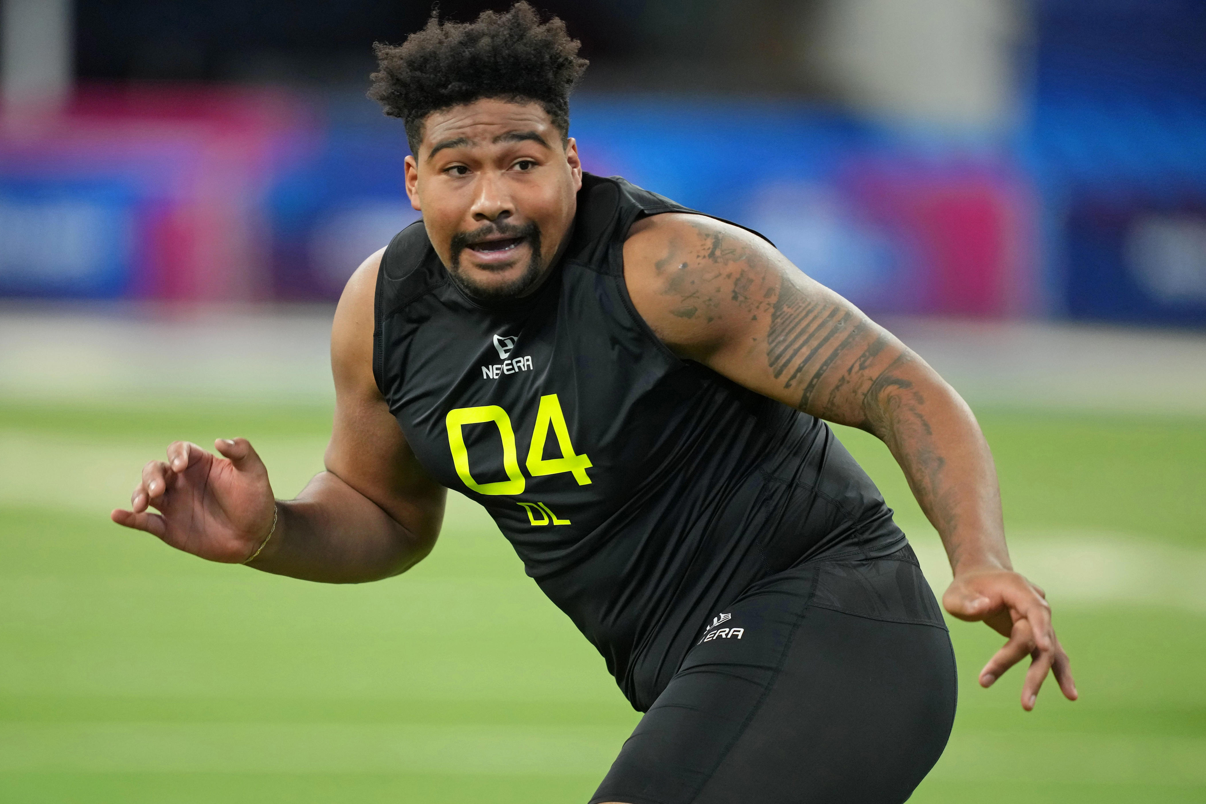 NFL Hawks: Social media reacts to Iowa football's Jay Higgins, Yahya ...