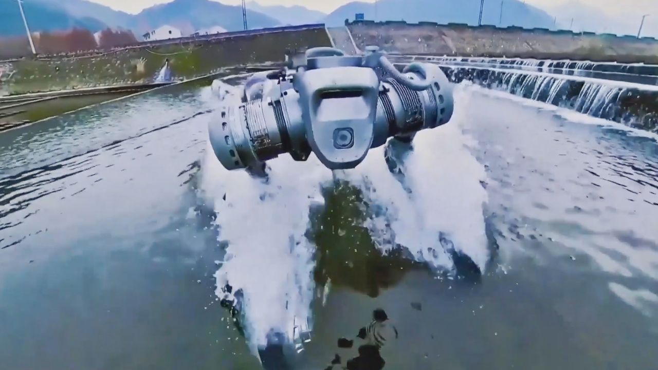 World's first robot dog athletics event kicks off in Beijing