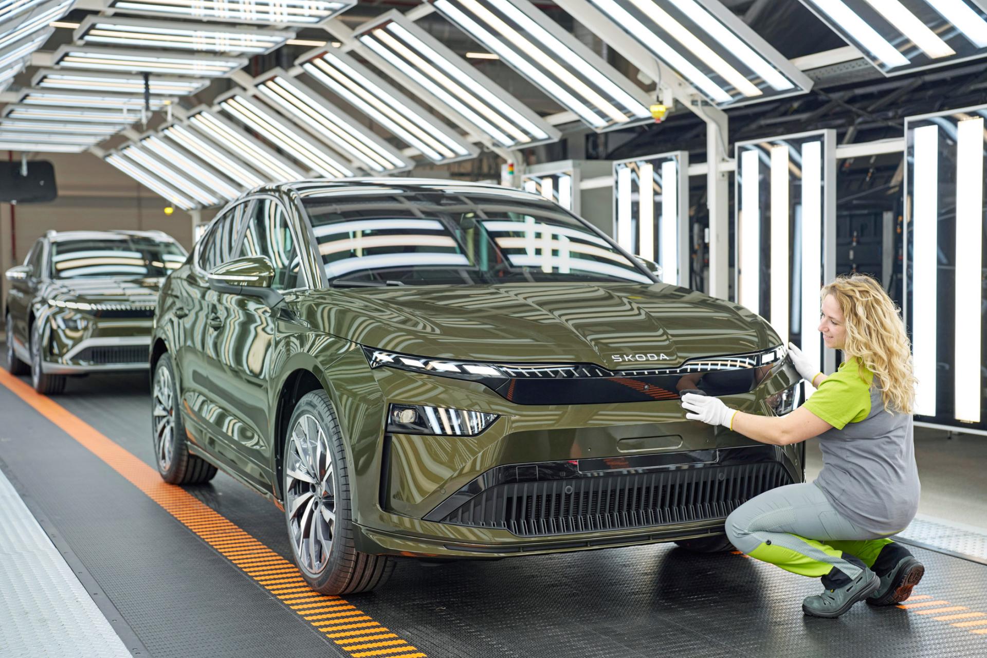 Nye Skoda Enyaq inn i produksjon