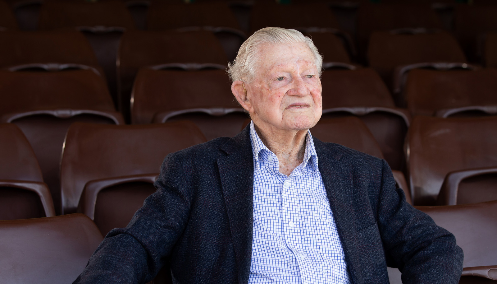 The 11 oldest living players in Test cricket – Neil Harvey takes over ...