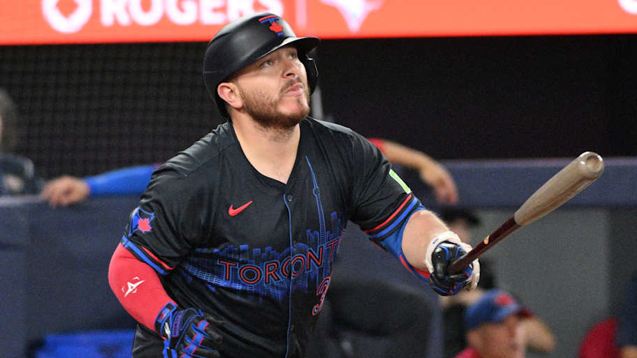 Toronto Blue Jays Catcher Alejandro Kirk Set to Be Full-Time Catcher in ...