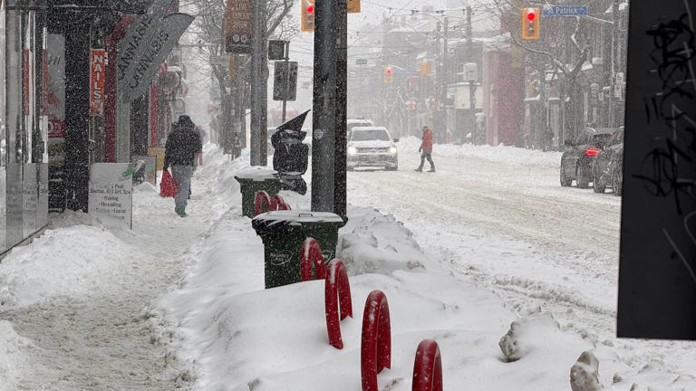 Winter storm continues to batter Toronto, causing hazardous travel ...