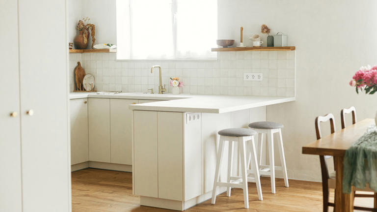 Modular Vs Non-Modular Kitchens: Which One Works Better For You?