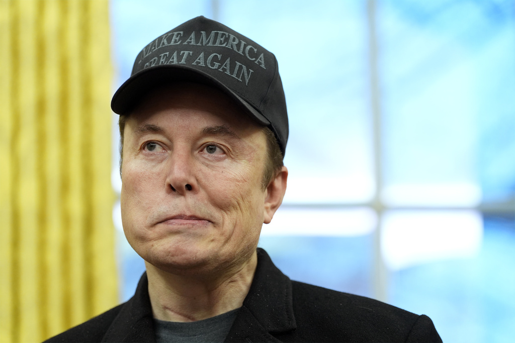 Trump administration tries to bring back fired nuclear weapons workers ...