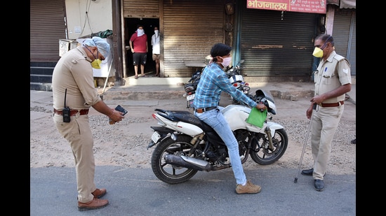 State transport dept extends deadline to April 30 to install HSRP ...