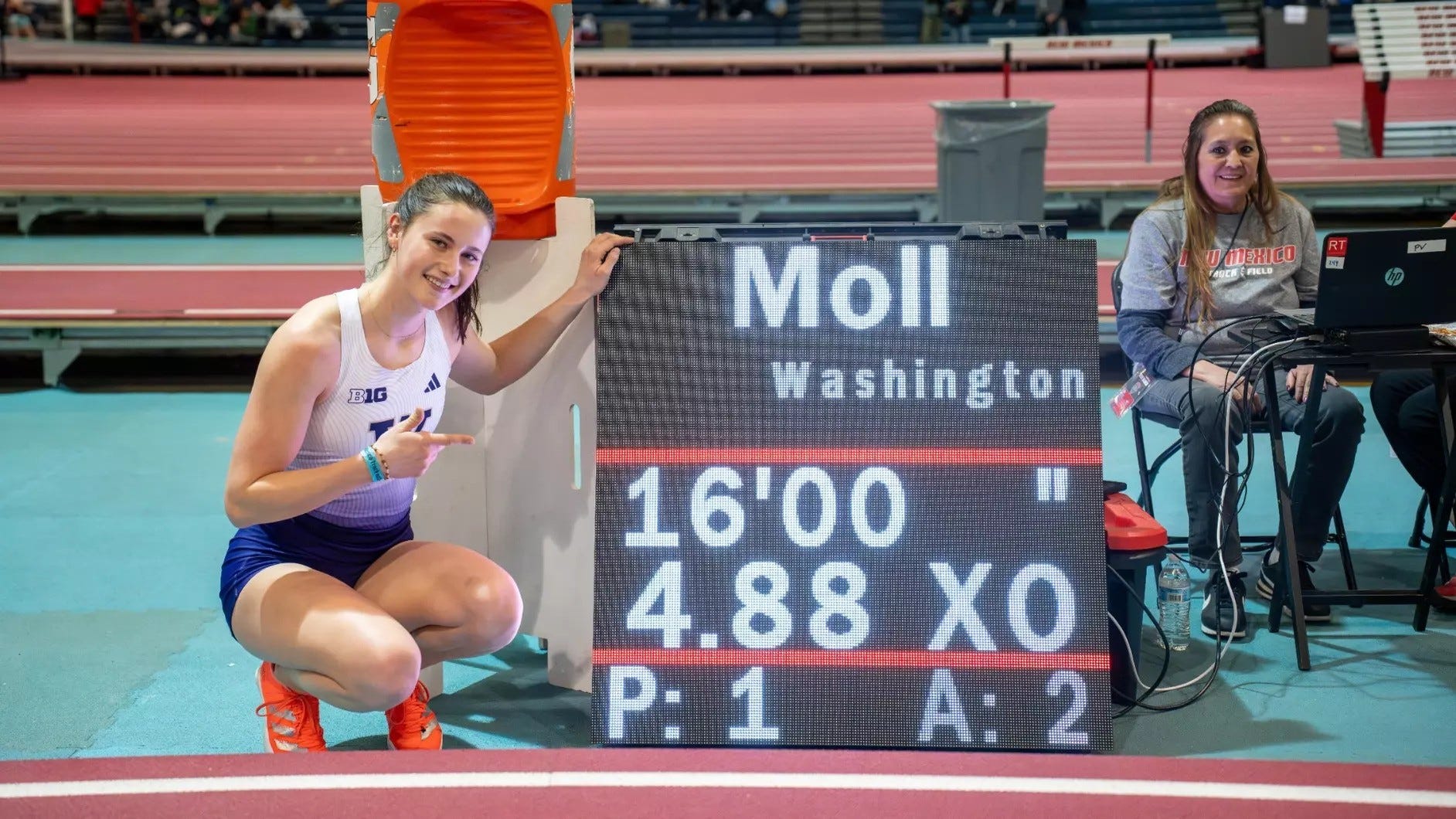 Washington's Amanda Moll becomes first collegiate woman to clear 16 ...