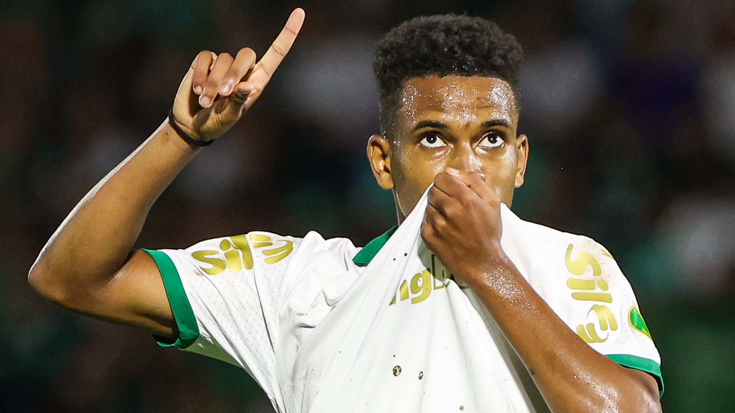 Por que Estevão começou no banco de reservas no clássico Palmeiras x ...