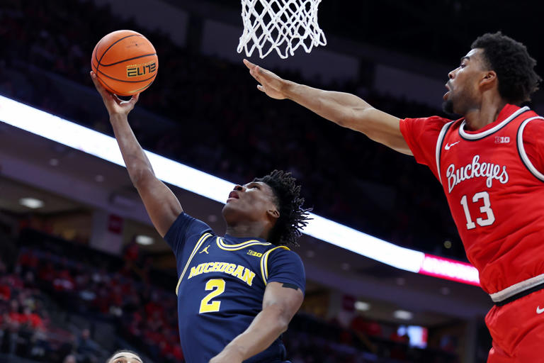 Michigan basketball survives another close game as Danny Wolf stars vs ...