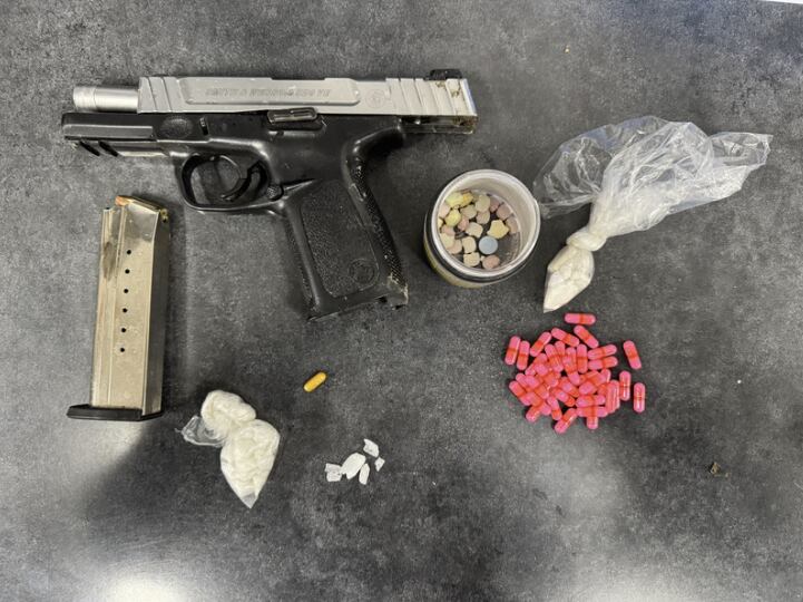 Drugs, stolen firearm found following police pursuit in St. Louis