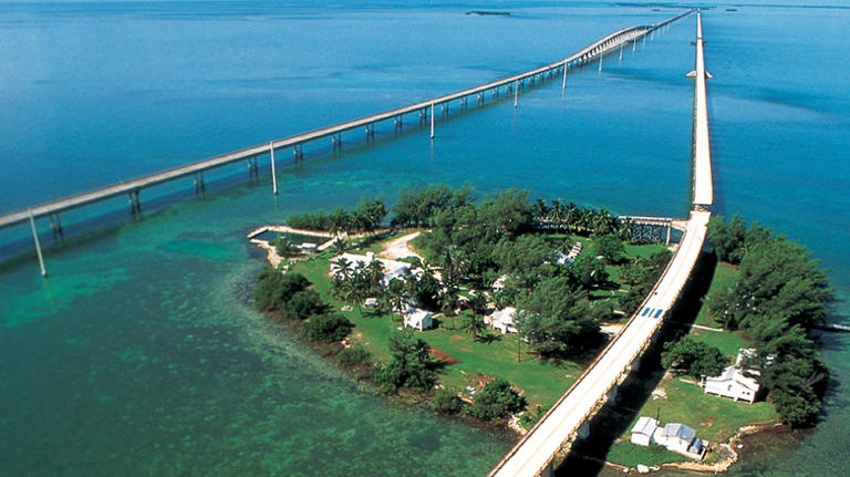 11 Of The Biggest Bridges Ever Built In The USA