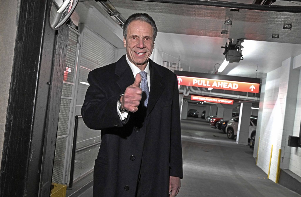 Asian group tired of far-left Dems urges Andrew Cuomo to run for mayor ...