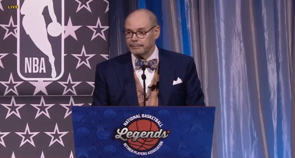 Ernie Johnson caps TNT's final NBA All-Star Game with poem